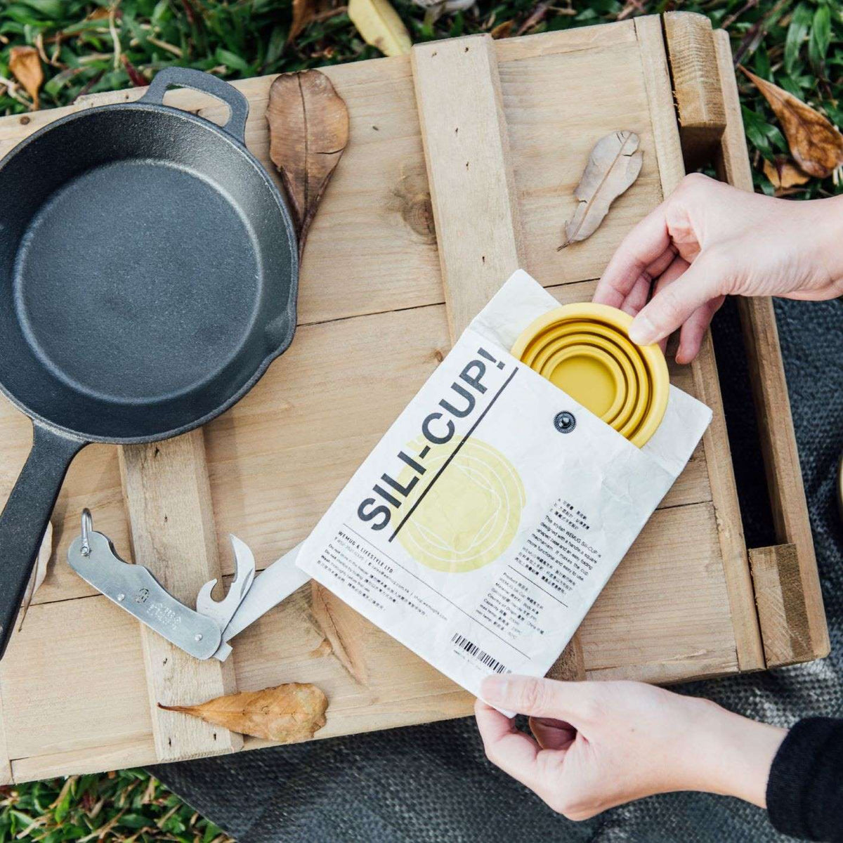 On-the-Go Foldable Sili-Cup – WEMUG